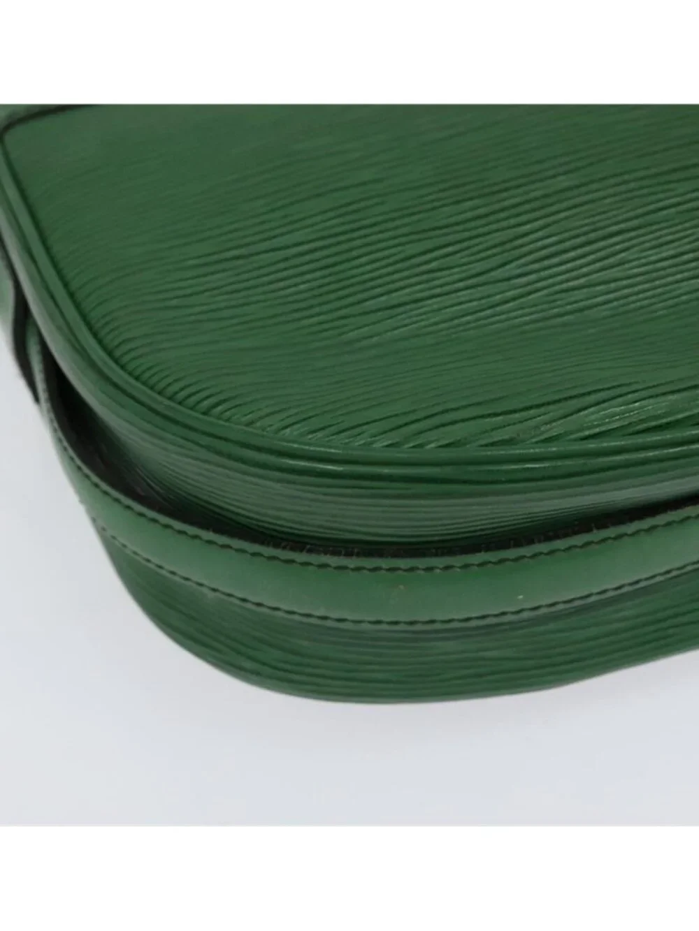 Louis Vuitton | Bags | Authentic Louis Vuitton Epi Jeune Fille Mm ...